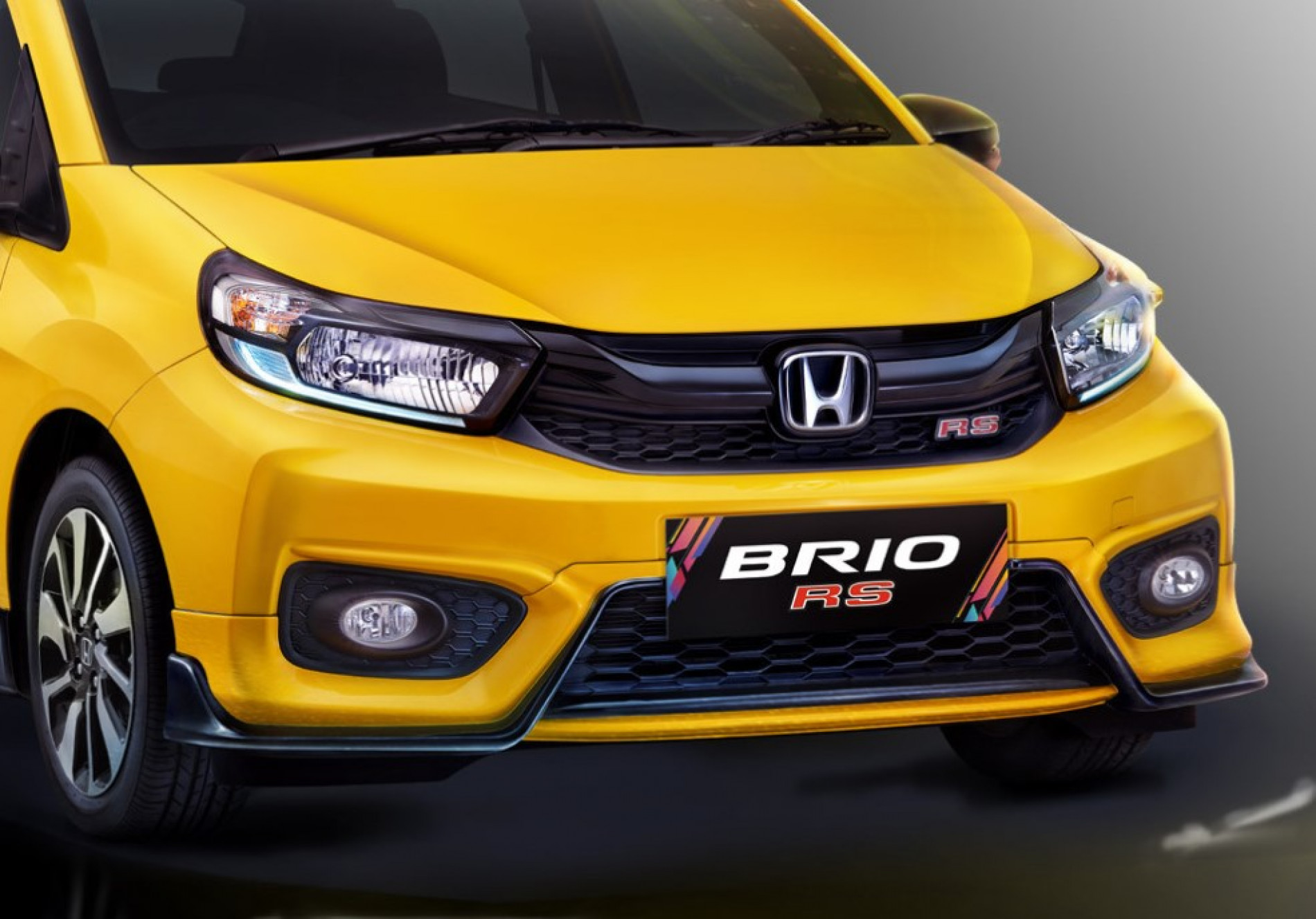 Tampil Lebih Sporty, Ini Bedanya Varian Brio Urbanite dengan Brio RS ...